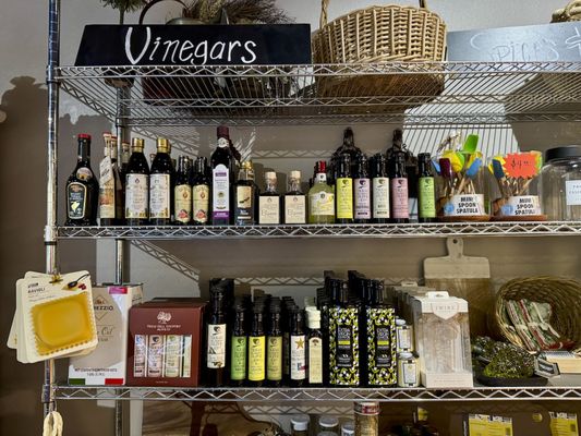 NAPOLIS ITALIAN KITCHEN & MARKET - Updated October 2025 - 373 Photos ...