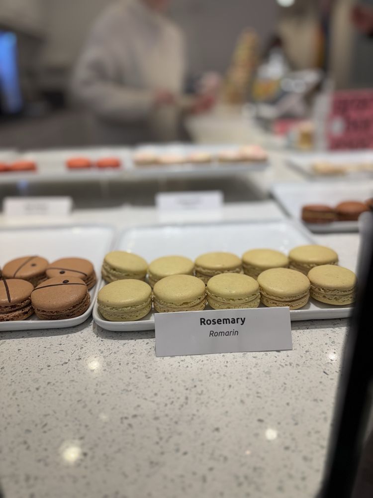 MACARON BAR - ANDERSONVILLE - Updated December 2025 - 47 Photos & 13 ...