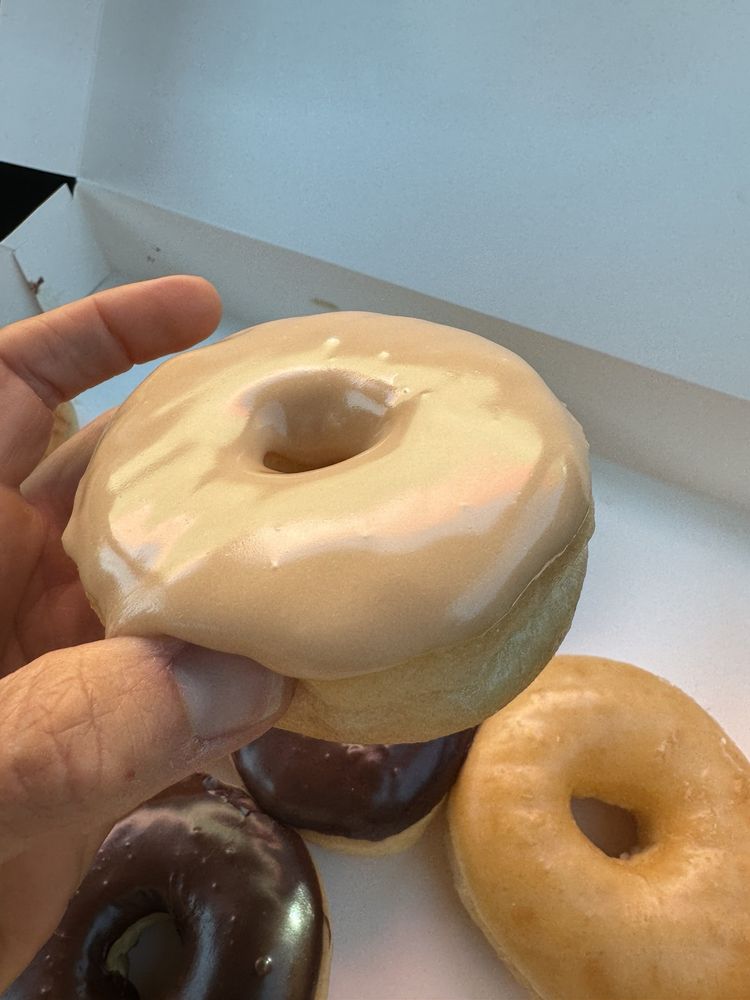 DONUTS PLUS - Updated November 2025 - 11 Photos & 16 Reviews - 1741 E ...