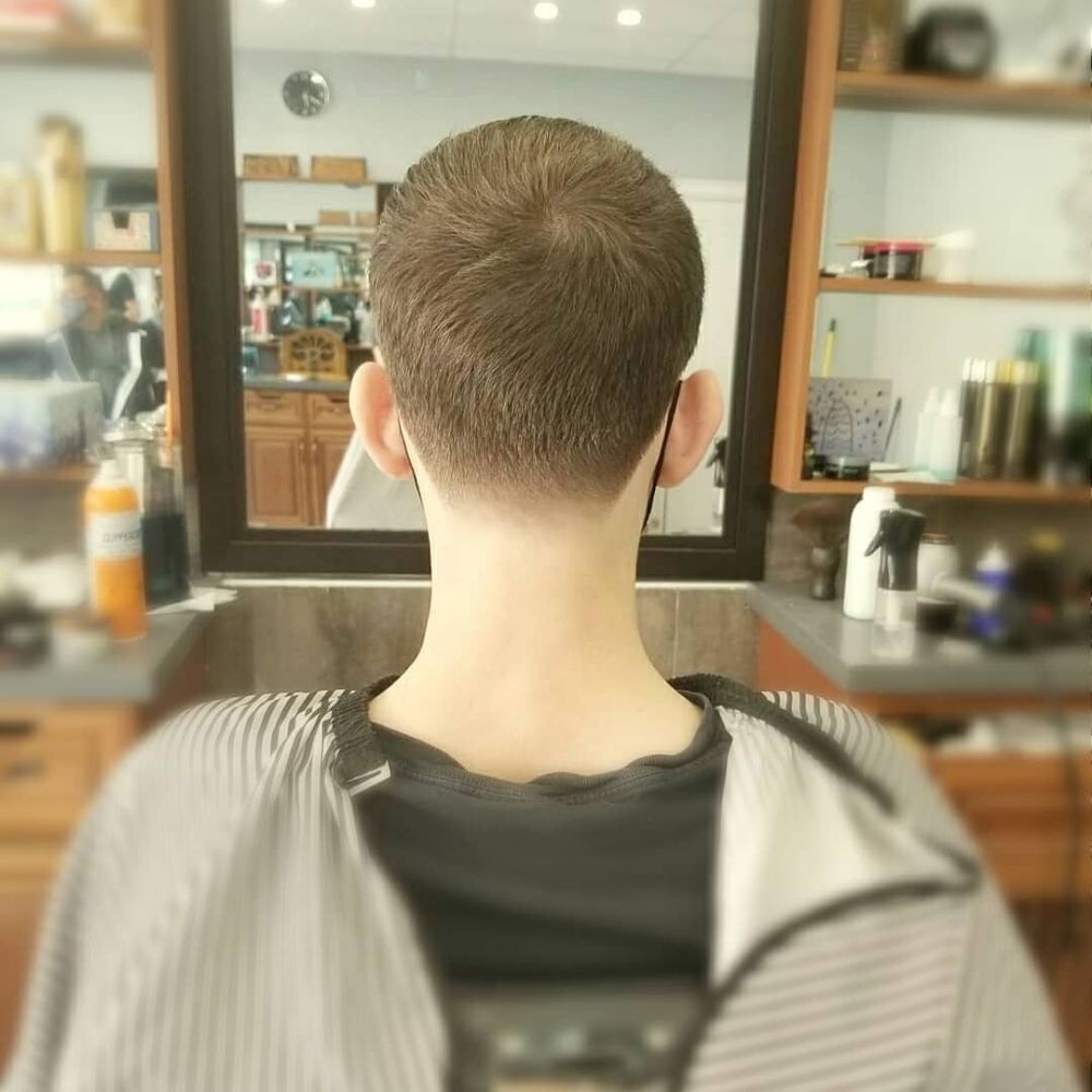 THE BARBER RING - Updated December 2025 - 19 Photos - 696 Coxwell Ave ...