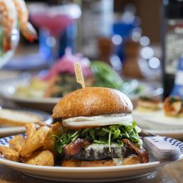 DUKE’S SEAFOOD TACOMA - Updated August 2025 - 1748 Photos & 1635 ...