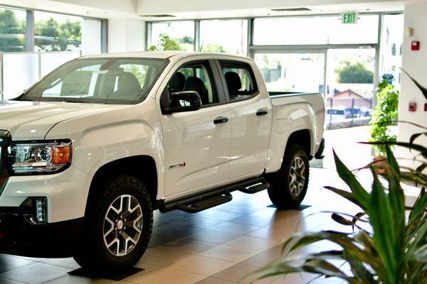 THOMPSONS GMC with reviews - Updated September 2024 - 160 Photos & 217 ...