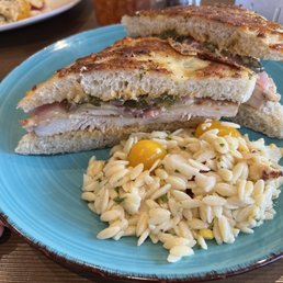 CAFE 501 with photos - Updated August 2024 - 206 Photos & 213 Reviews ...