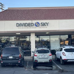 DIVIDED SKY TAVERN - Updated January 2026 - 498 Photos & 405 Reviews ...