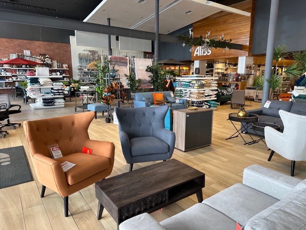 ALISS - Updated December 2024 - 48 Photos & 23 Reviews - 118 SE 1st St ...