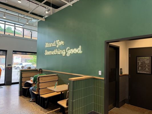 SHAKE SHACK THE TERMINAL - Updated August 2025 - 112 Photos & 54 ...