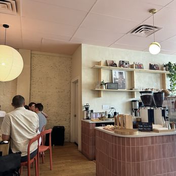 ALLEZ CAFE - Updated February 2025 - 238 Photos & 112 Reviews - 2239 N ...