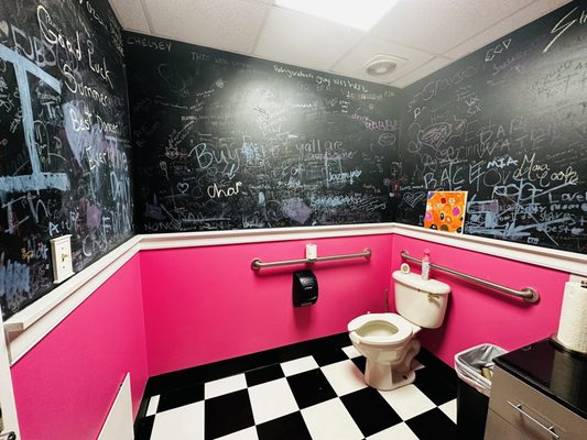 THE DAILY FIX - 17 Photos & 18 Reviews - 6215 Chesapeake Circle, New ...