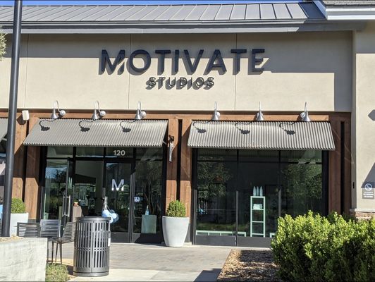 MOTIVATE - PORTER RANCH - Updated January 2026 - 105 Reviews - 20179 ...