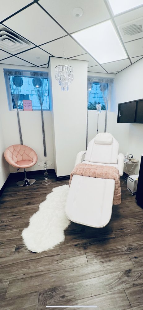 MIAMI DRIP MED SPA - Updated December 2025 - 12 Photos - 1442 NE Miami ...