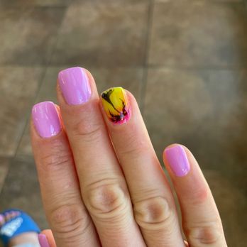 Malibu nails store