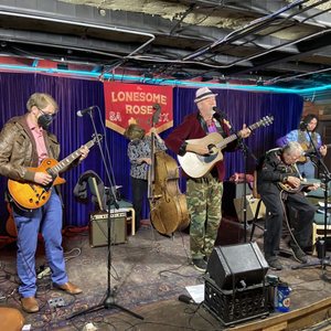 THE LONESOME ROSE - 45 Photos & 24 Reviews - 2114 N St Mary's St, San ...