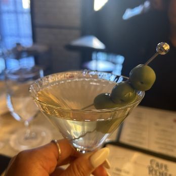 CAFE RENEE - Updated July 2024 - 55 Photos & 15 Reviews - 100 Portland ...