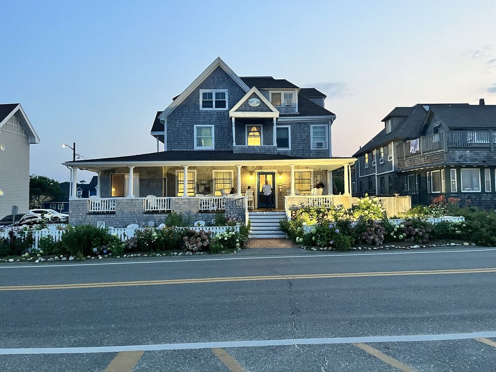 INKWELL BEACH HOUSE - Updated August 2024 - 83 Seaview Ave, Oak Bluffs ...
