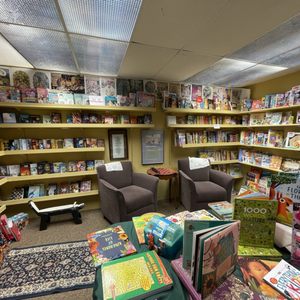 UWM BOOKSTORE - Updated July 2025 - 2200 E Kenwood Blvd, Milwaukee ...