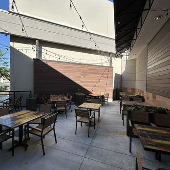 BLOCK 9 THAI STREET EATS - Updated June 2024 - 107 Photos & 53 Reviews ...