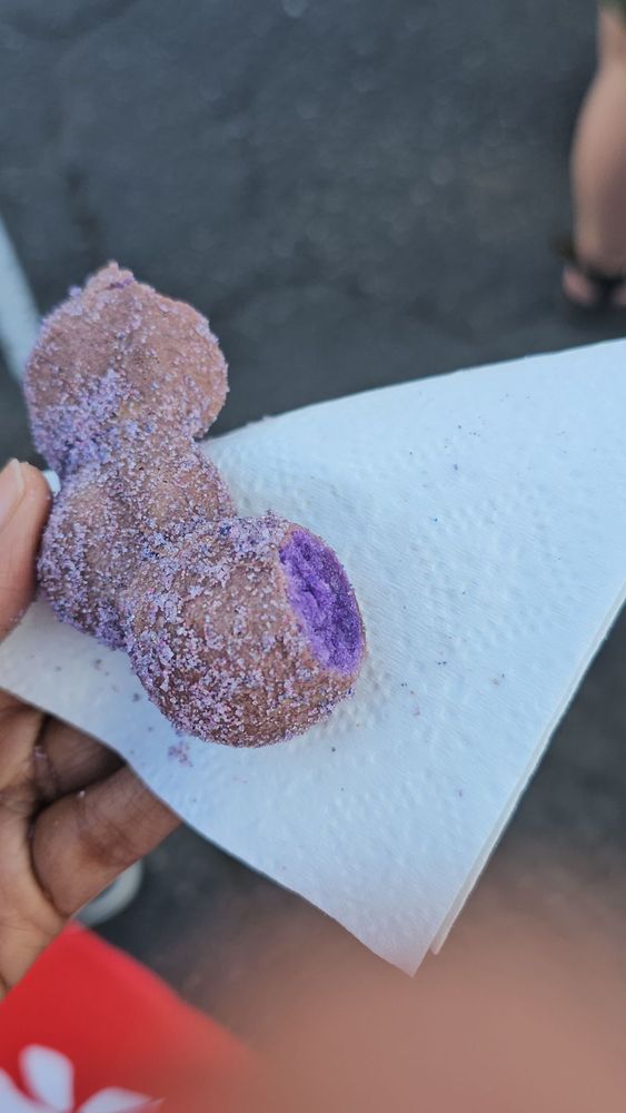 MOCHINUT - Updated July 2025 - 423 Photos & 191 Reviews - 3112 E Campus ...