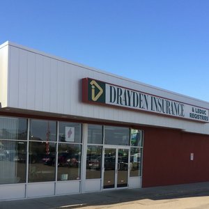 BROKERLINK - Updated January 2026 - 15 Photos - 575 100 Street SW ...