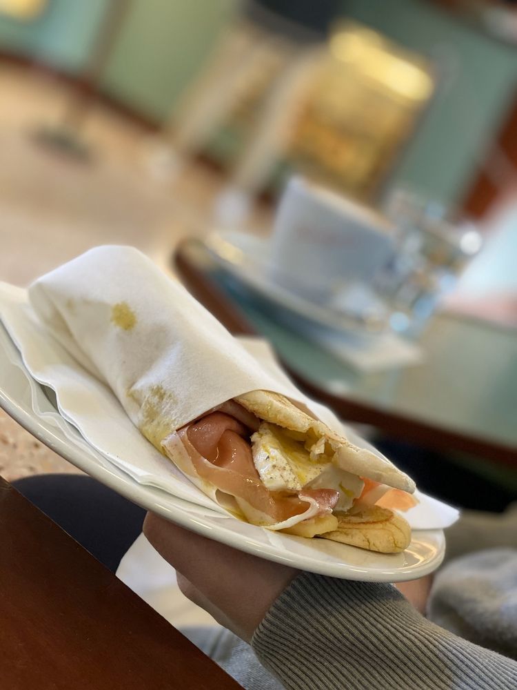 BAR LUCE - 125 Photos & 26 Reviews - Cafes - Largo Isarco 2, Milano ...