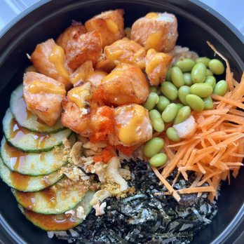 BIG POKÉ - Updated May 2024 - 88 Photos & 96 Reviews - 96 Merrimack St ...