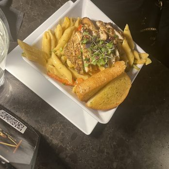 KATCH KITCHEN & COCKTAILS - Updated October 2024 - 283 Photos & 198 ...