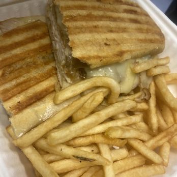 PANDOR ARTISAN BAKERY & CAFÉ - Updated July 2024 - 144 Photos & 104 ...