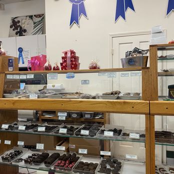 SOUTHERN CANDYMAKERS - Updated December 2025 - 402 Photos & 442 Reviews ...