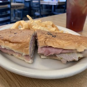 THAT LITTLE RESTAURANT - 112 Photos & 169 Reviews - Breakfast & Brunch ...