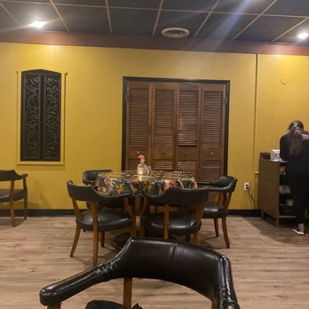 TIA HELITA’S - Updated March 2025 - 28 Photos & 76 Reviews - G4070 S ...