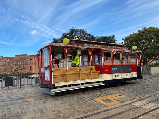 POWELL & MASON CABLE CAR TURNAROUND - Updated September 2024 - 2350 ...