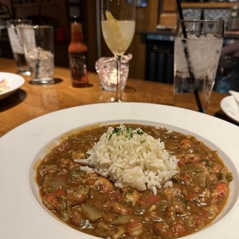 MAPLE TREE INN - Updated July 2025 - 859 Photos & 748 Reviews - 18849 S ...