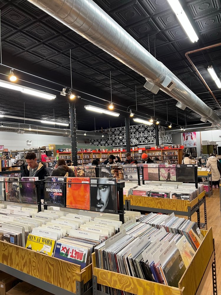 RECKLESS RECORDS - 42 Photos & 68 Reviews - 1379 N Milwaukee Ave ...