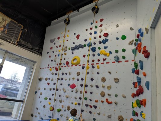 APPROACH CLIMBING GYM - 15 Photos & 27 Reviews - 4923 S 72nd St, Omaha ...
