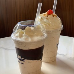 MILKSHAKE FACTORY DOWNTOWN - Updated December 2024 - 585 Photos & 400 ...