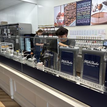 MILKSHAKE FACTORY BRIARGATE - Updated August 2025 - 40 Photos & 18 ...