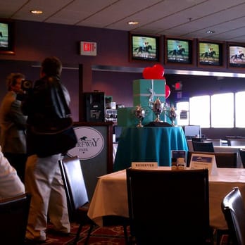 TURFWAY PARK RACING & GAMING - Updated June 2025 - 78 Photos & 69 ...