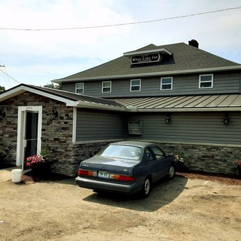 WHITE LAKE INN RESTAURANT & BAR - Updated December 2025 - 65 Photos ...