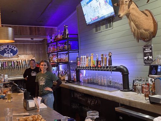 SCREAMING GOAT YARD & TAP - 193 Photos & 105 Reviews - 4 Sun Valley Rd ...