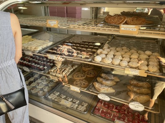 JESSIE’S BAKE SHOP - Updated December 2024 - 225 Photos & 261 Reviews ...