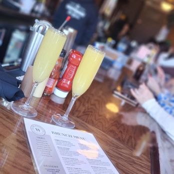THE WINSTON - Updated December 2025 - 53 Photos & 26 Reviews - 461 N ...