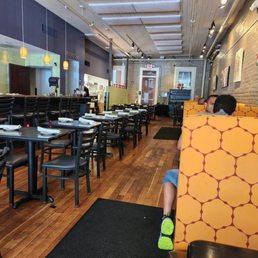 GRAVY - Updated December 2025 - 757 Photos & 832 Reviews - 135 S ...