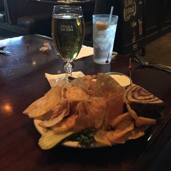 WINCHELL’S PUB & GRILL - Updated December 2025 - 255 Photos & 263 ...