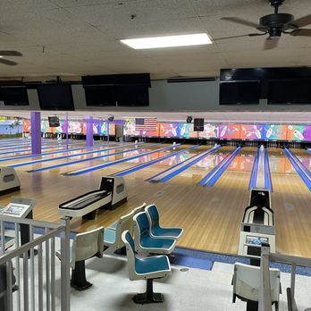 SURF BOWL - Updated January 2026 - 139 Photos & 257 Reviews - 1401 S ...