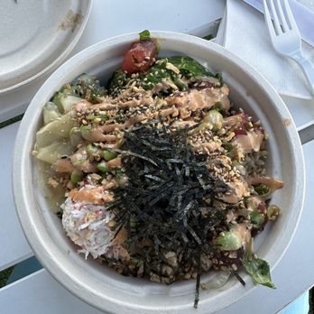 FISH & THINGS POKE BAR - Updated April 2024 - 41 Photos & 31 Reviews ...