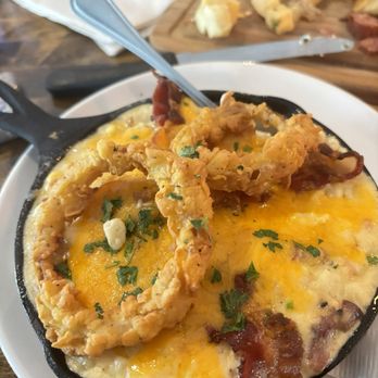 BERLINER PUB - Updated August 2024 - 731 Photos & 714 Reviews - 221 ...