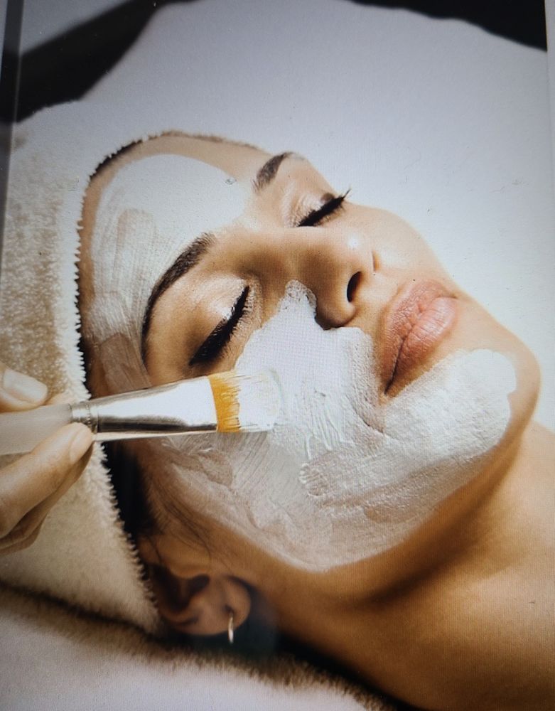 ROSHI SKINCARE - Updated April 2025 - 23600 Cockfield Blvd, Lake Forest ...