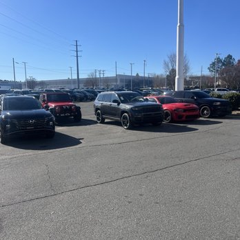 STATELINE CHRYSLER JEEP DODGE - Updated December 2025 - 23 Photos & 141 ...