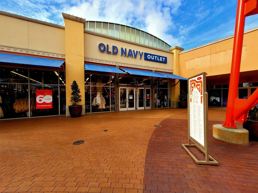 OLD NAVY OUTLET - Updated October 2025 - 40 Photos & 40 Reviews - 100 ...