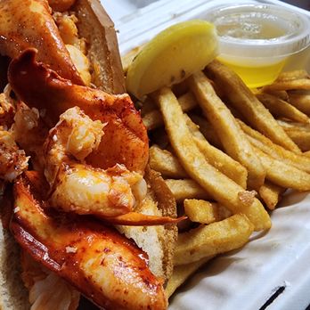 SAM THE CLAM’S PUB & GRUB - Updated December 2025 - 157 Photos & 161 ...