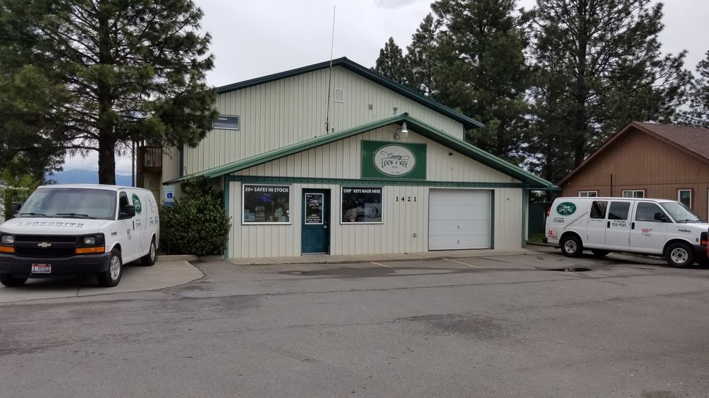 COUNTRY LOCK & KEY - Updated January 2026 - 25 Reviews - 1421 E 3rd Ave ...